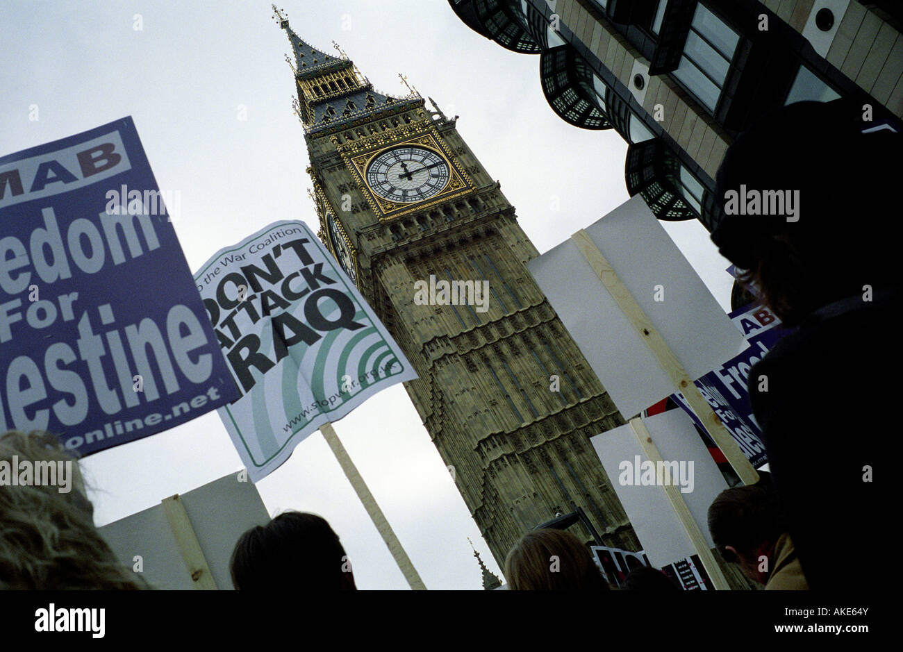 2003 london peace march hi-res stock photography and images - Alamy