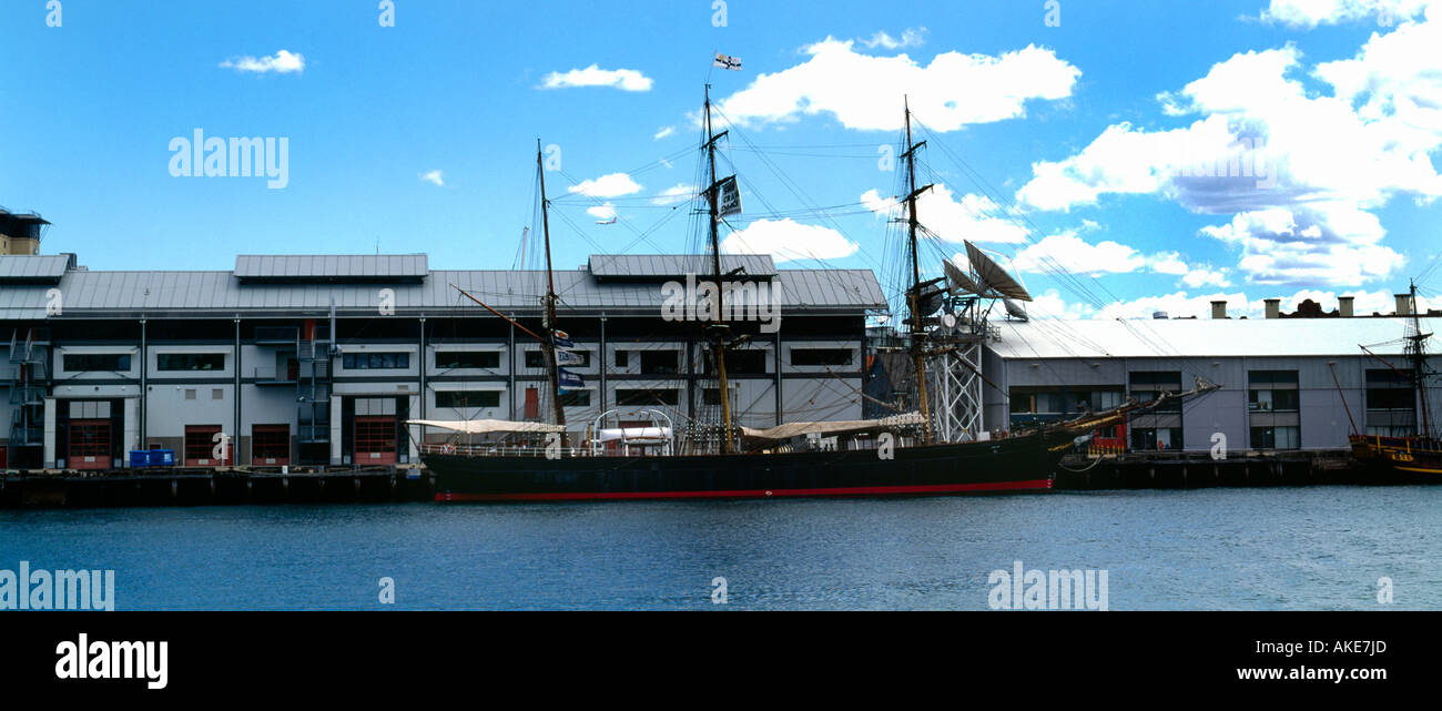 James craig hi-res stock photography and images - Alamy