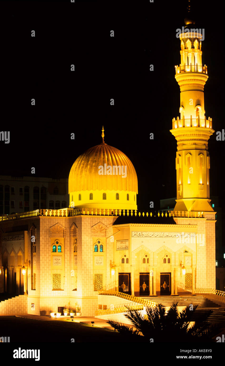Zawawi mosque muscat oman hi-res stock photography and images - Alamy