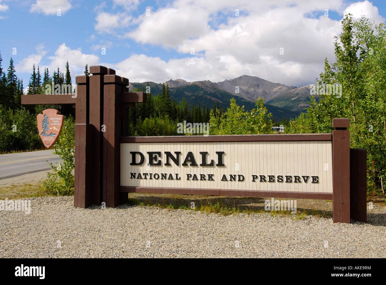 Denali national park sign hi-res stock photography and images - Alamy