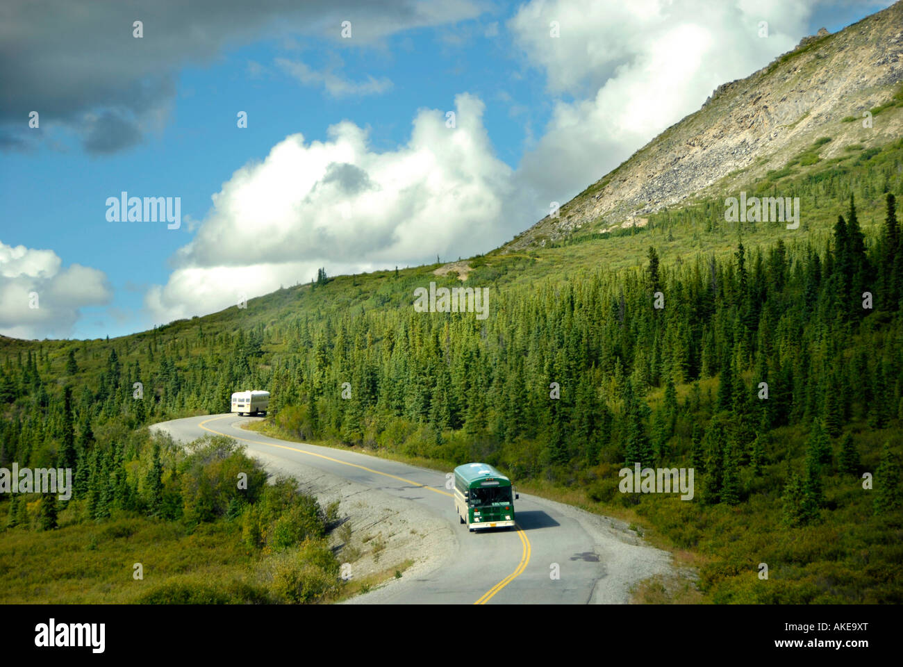 Denali shuttle bus hi-res stock photography and images - Alamy
