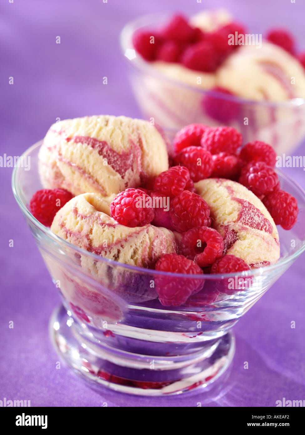 RASPBERRY RIPPLE ICE CREAM Stock Photo - Alamy