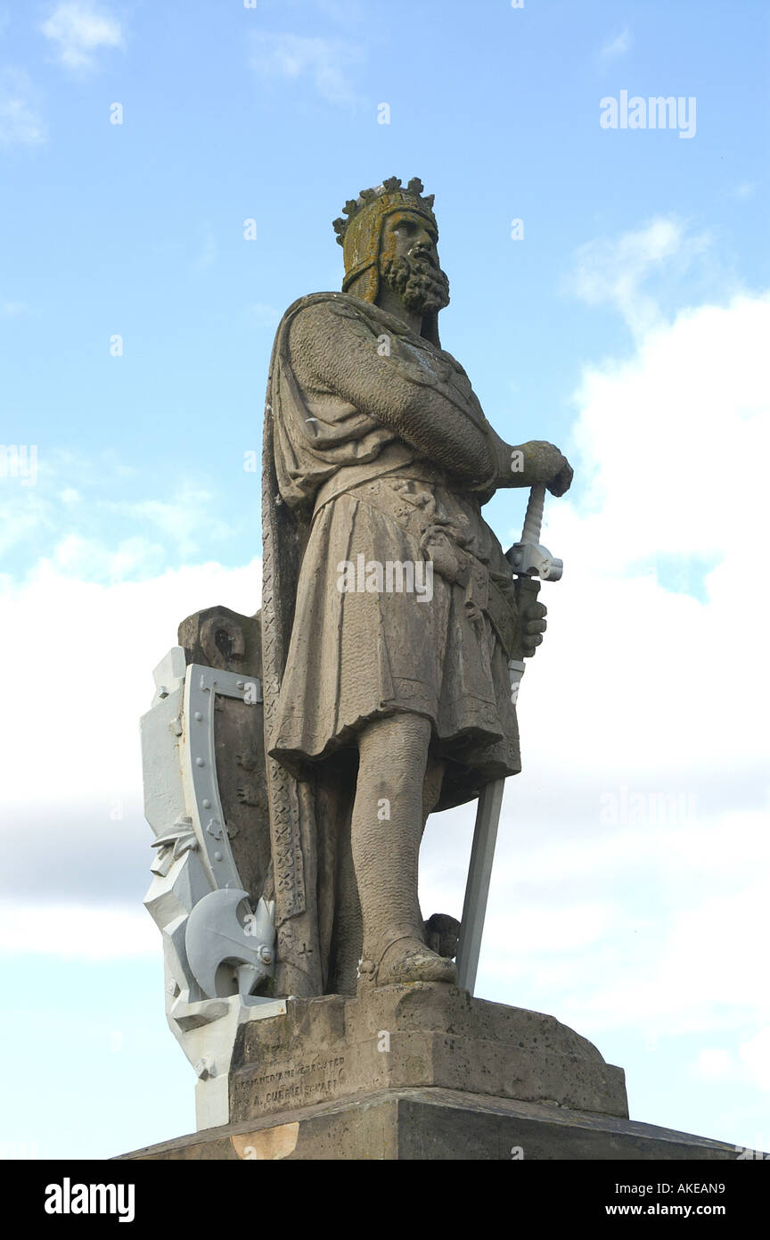 Statue of King Robert the Bruce outside Stirling castle Stock Photo - Alamy