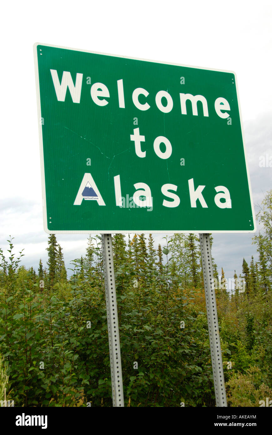 Welcome to Alaska sign marker at Yukon Territory Canada and Alaska ...