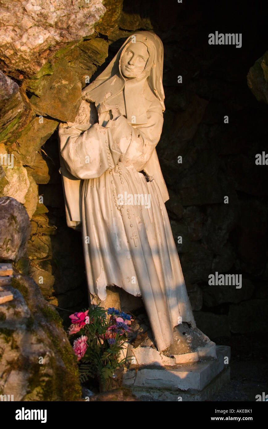 Virgin Mary Shrine Stock Photo - Alamy