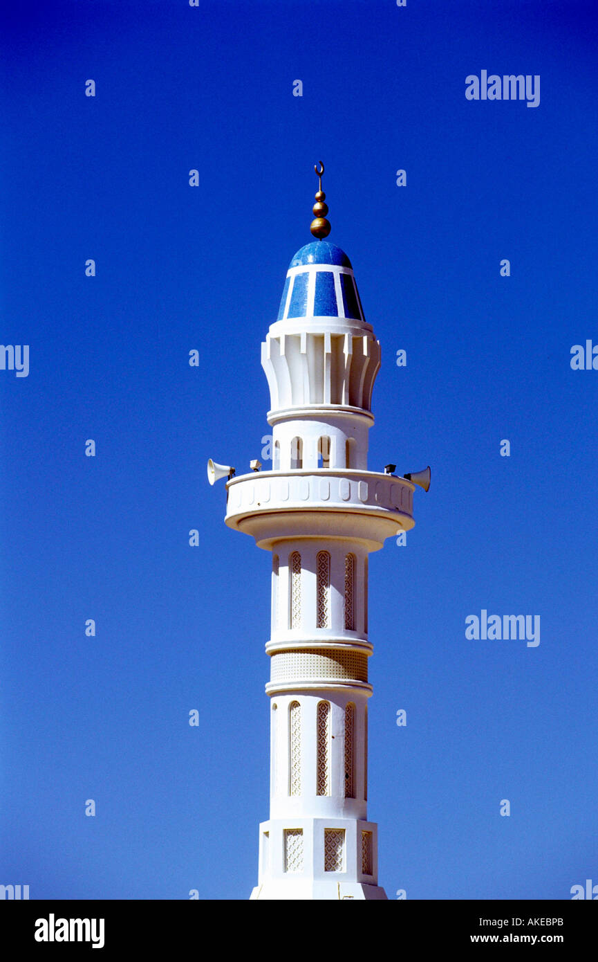 OM, Oman, Al-Wafi südwestlich von Sur, Minarett Stock Photo - Alamy