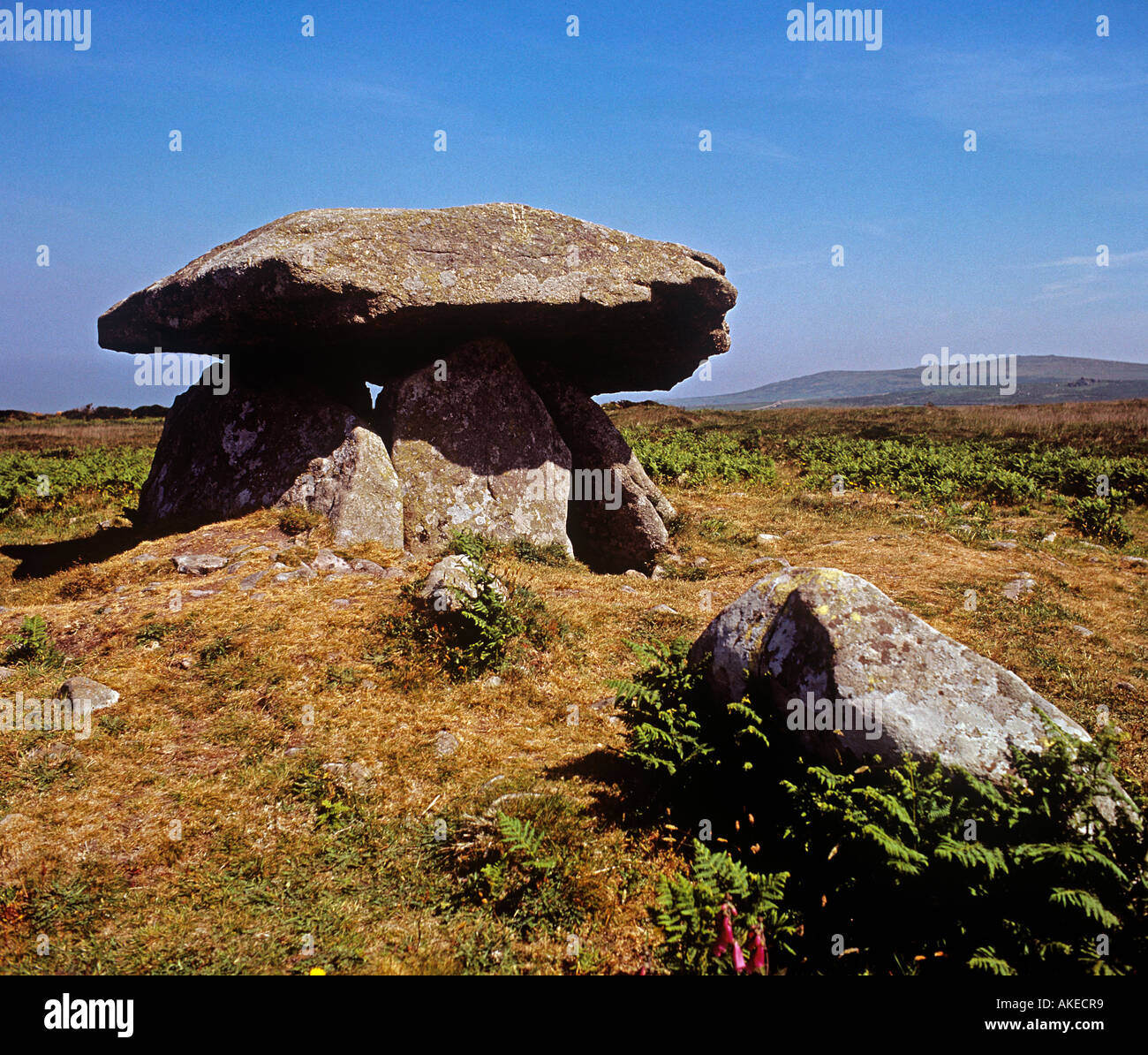 Chun Quoit dolmen with 12 foot capstone standing 7 feet high ...