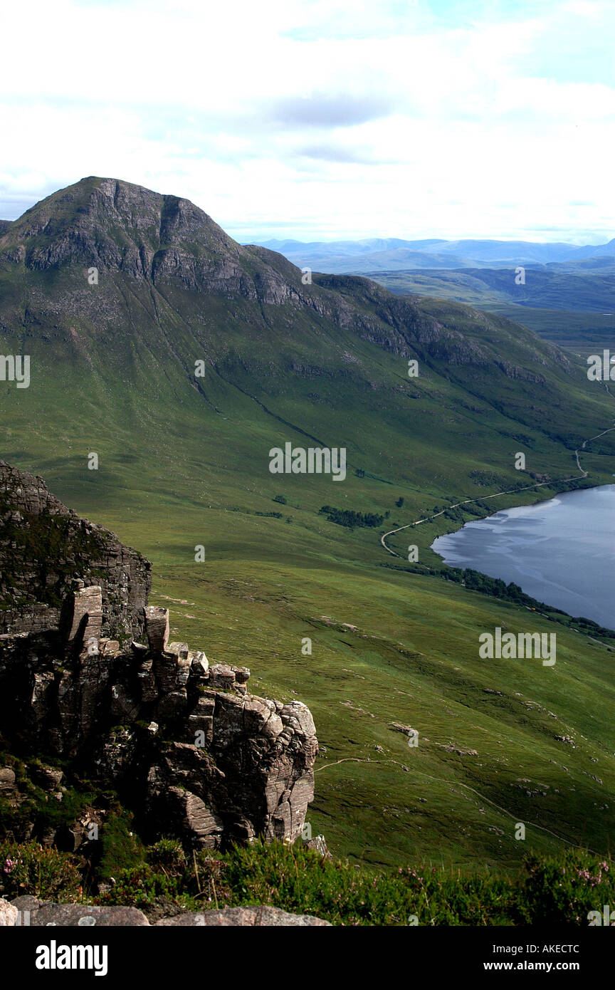 Loch lurgainn and stac pollaidh from cul beag hi-res stock photography ...