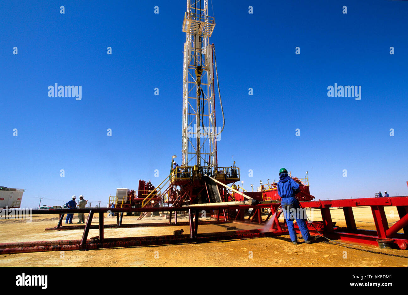 OM, Oman, Marmul im Süden des Oman, Ölfeld Stock Photo - Alamy