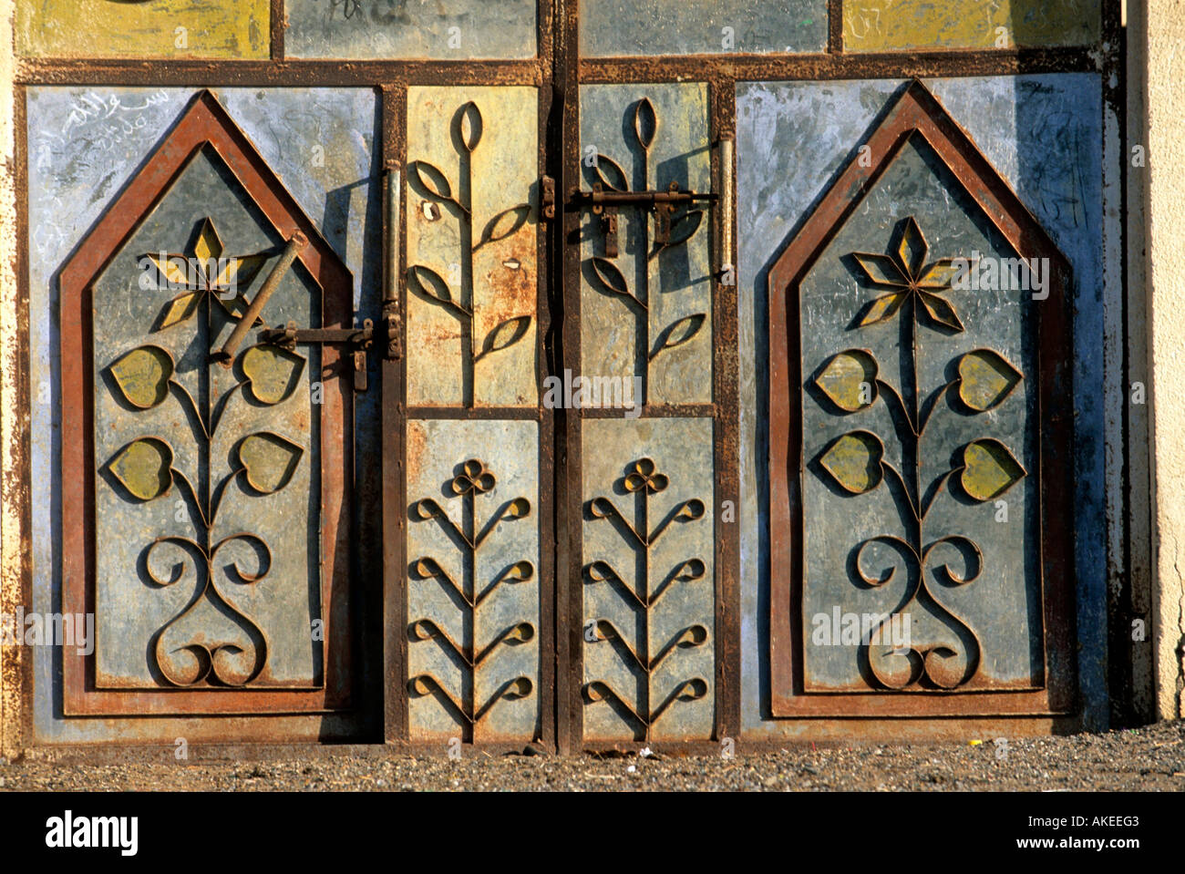 Sawadi High Resolution Stock Photography and Images - Alamy