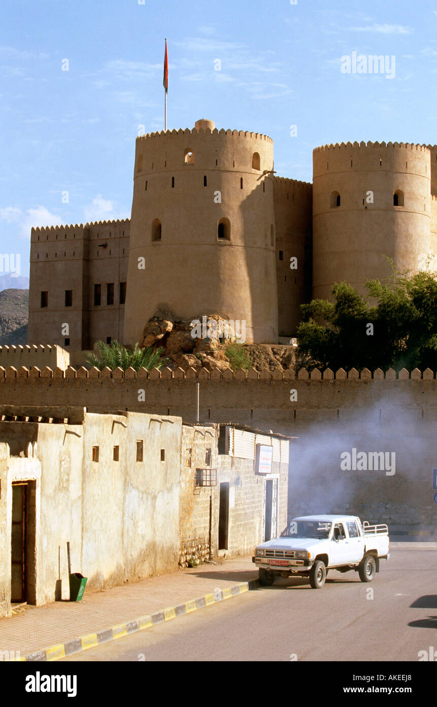 Barka souq hi-res stock photography and images - Alamy