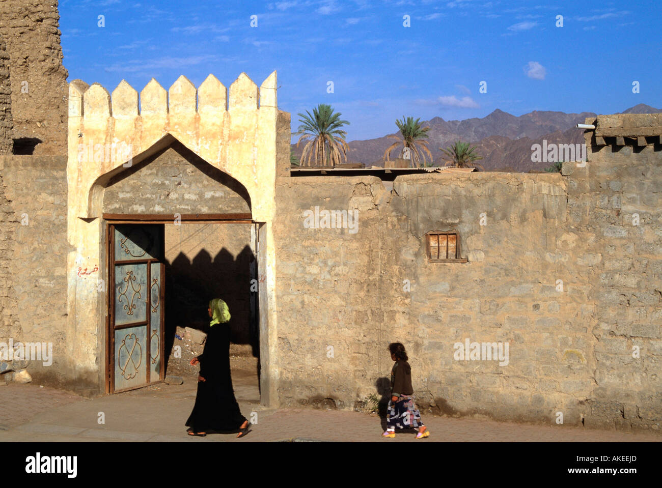 Barka souq hi-res stock photography and images - Alamy