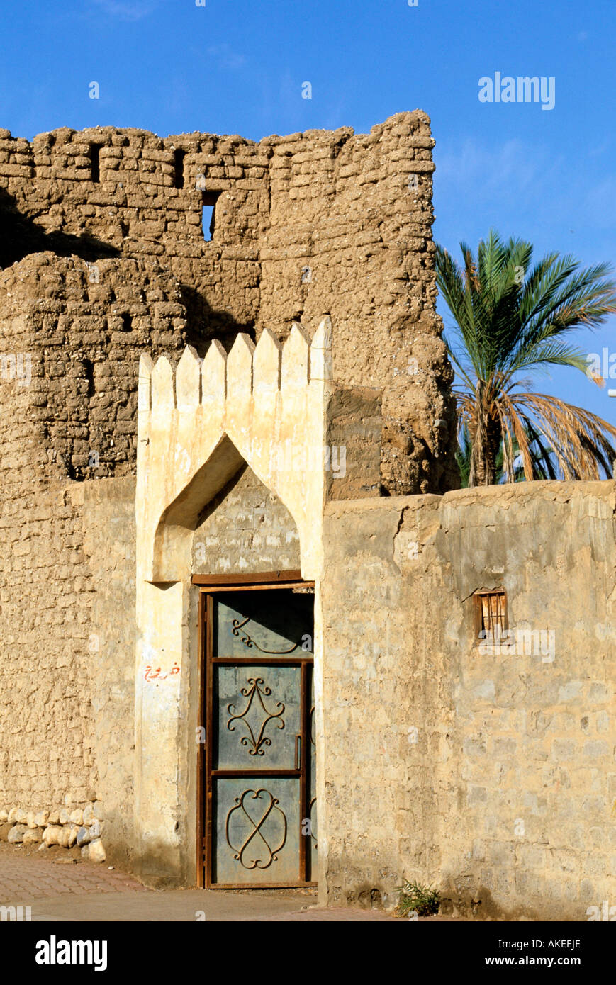 Barka souq hi-res stock photography and images - Alamy