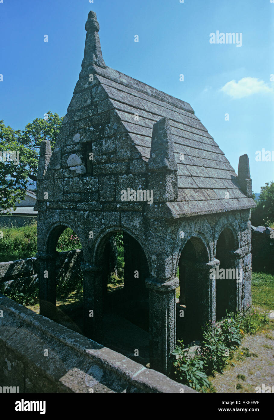 The holy well hi-res stock photography and images - Alamy