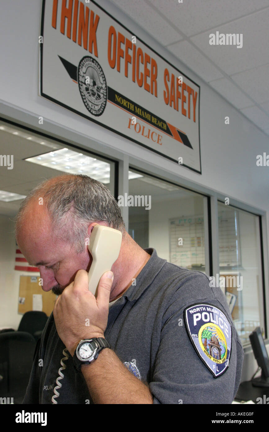 Crime scene message hi-res stock photography and images - Alamy