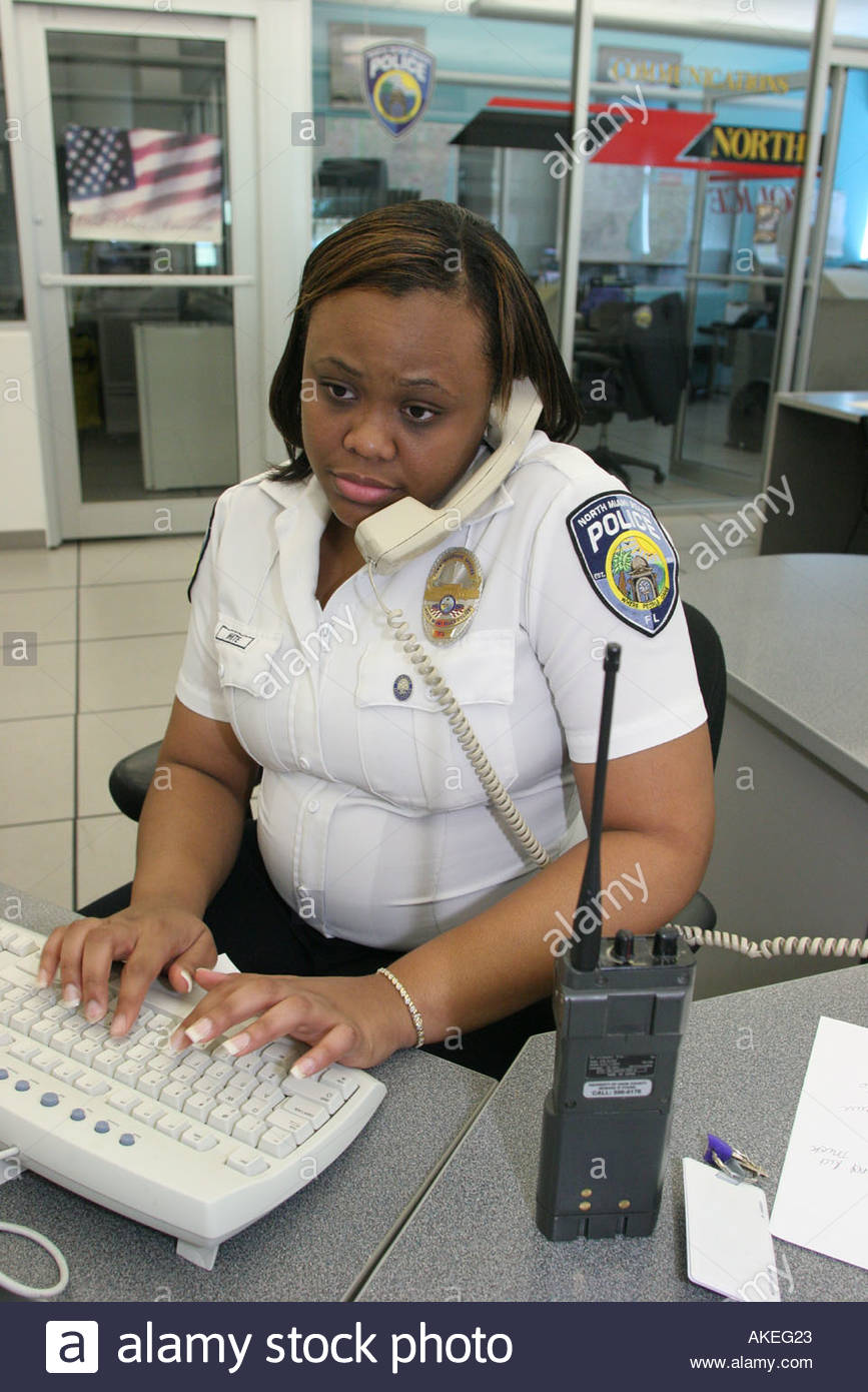 Police Dispatcher Stock Photos & Police Dispatcher Stock Images - Alamy