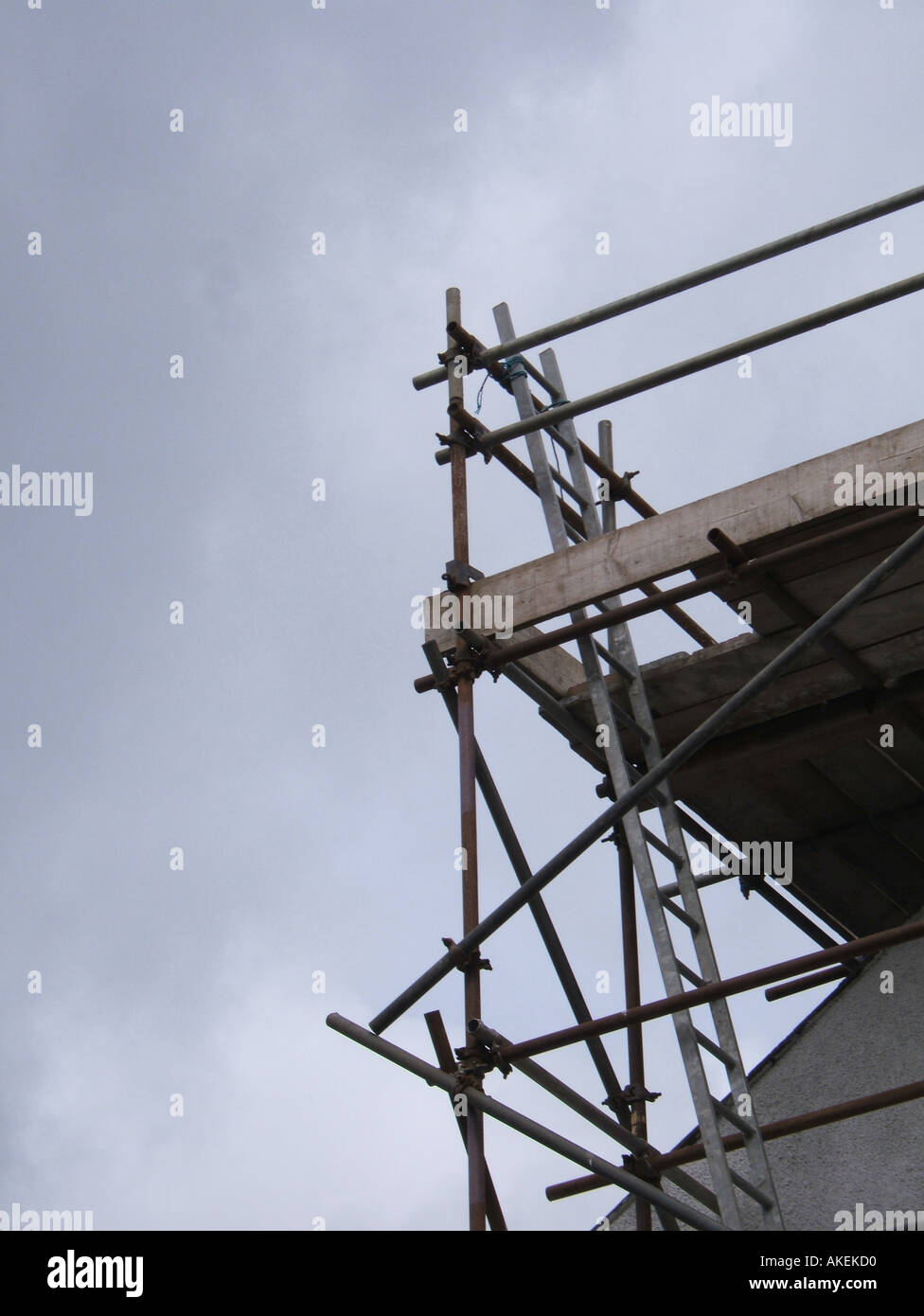 scaffolding and dark cloudy sky Stock Photo - Alamy