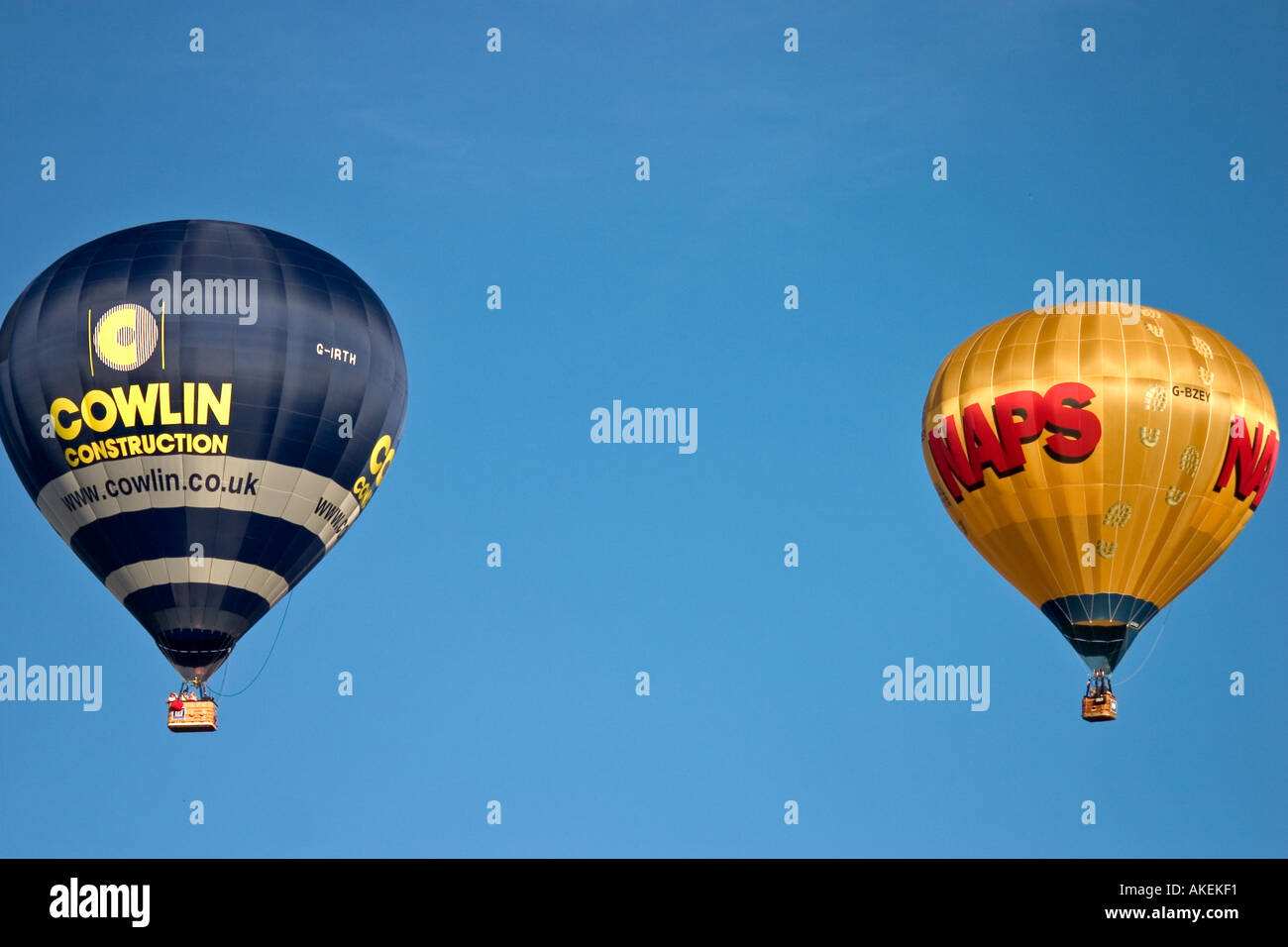 2 Balloons side by side Stock Photo - Alamy