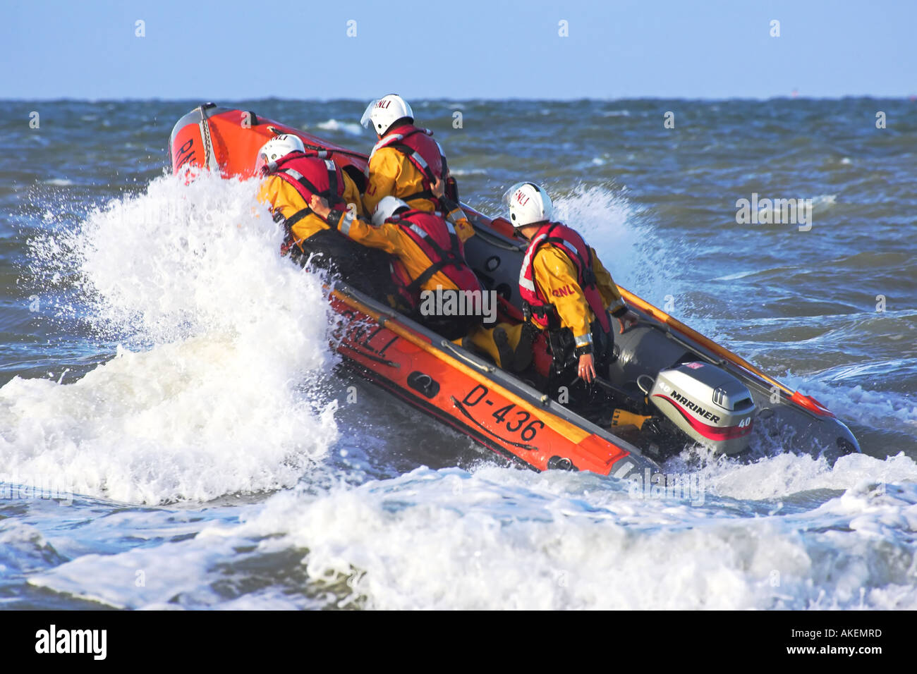 Inshore waves hi-res stock photography and images - Alamy