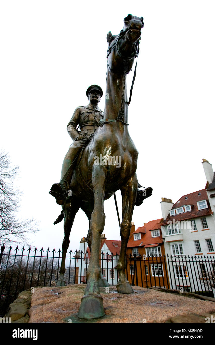 Earl haig monument hi-res stock photography and images - Alamy