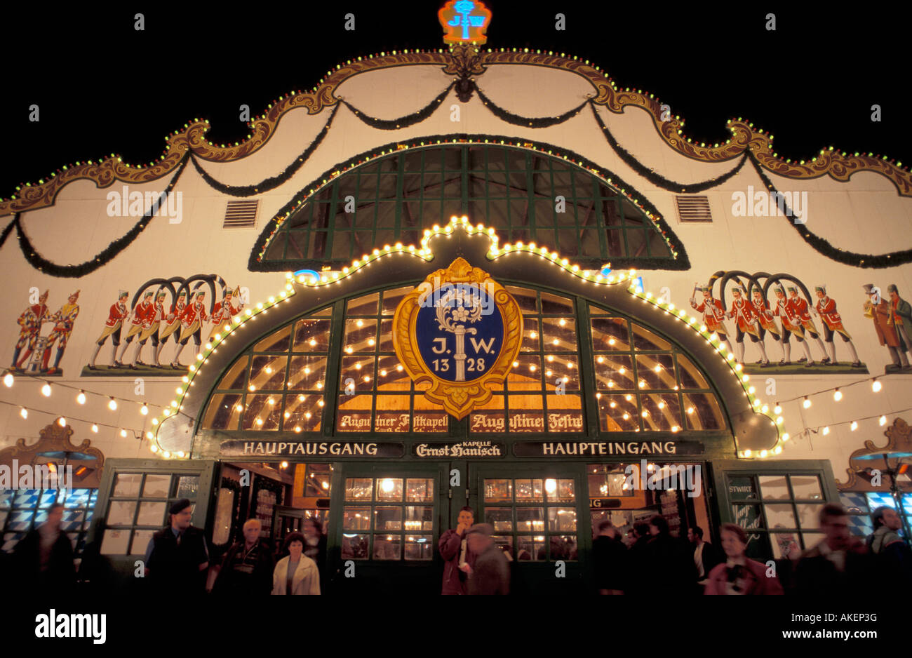 Outside beer stands hi-res stock photography and images - Alamy