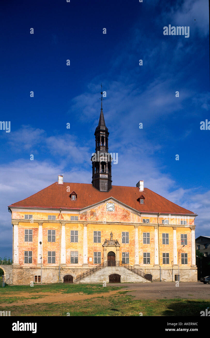 Narwa hi-res stock photography and images - Alamy