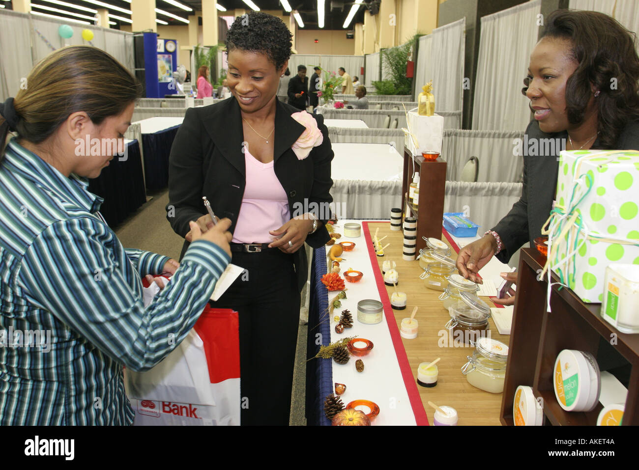 Sheraton convention center centre hi-res stock photography and images ...