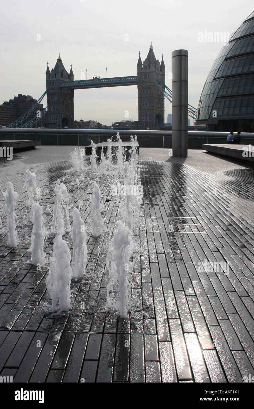 Water fountain by Tower Bridge Stock Photo - Alamy