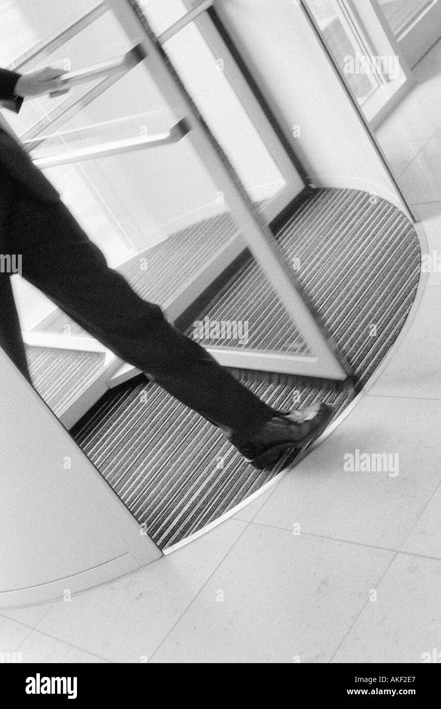 Revolving door design hi-res stock photography and images - Alamy