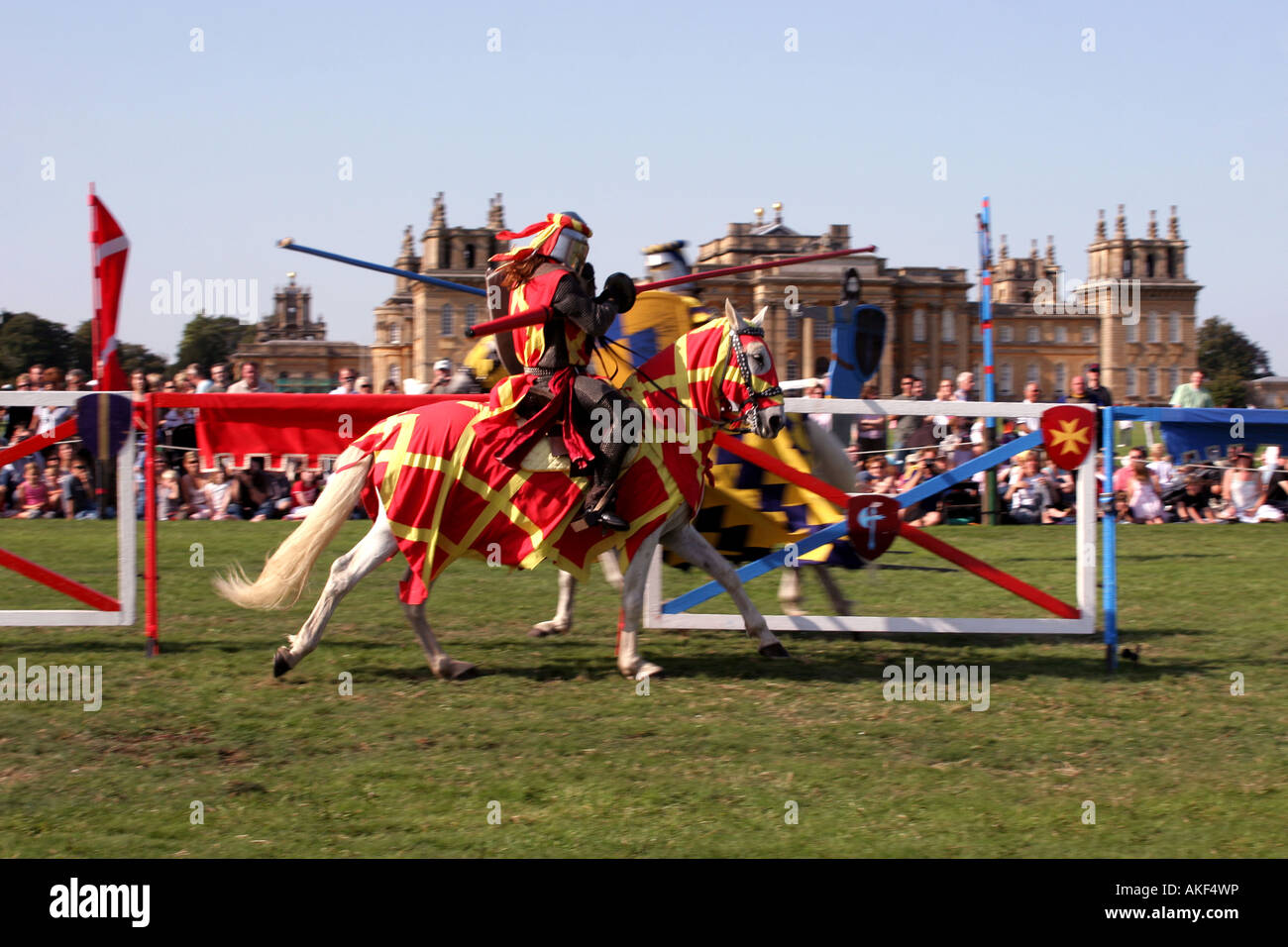 Jousting hi-res stock photography and images - Alamy