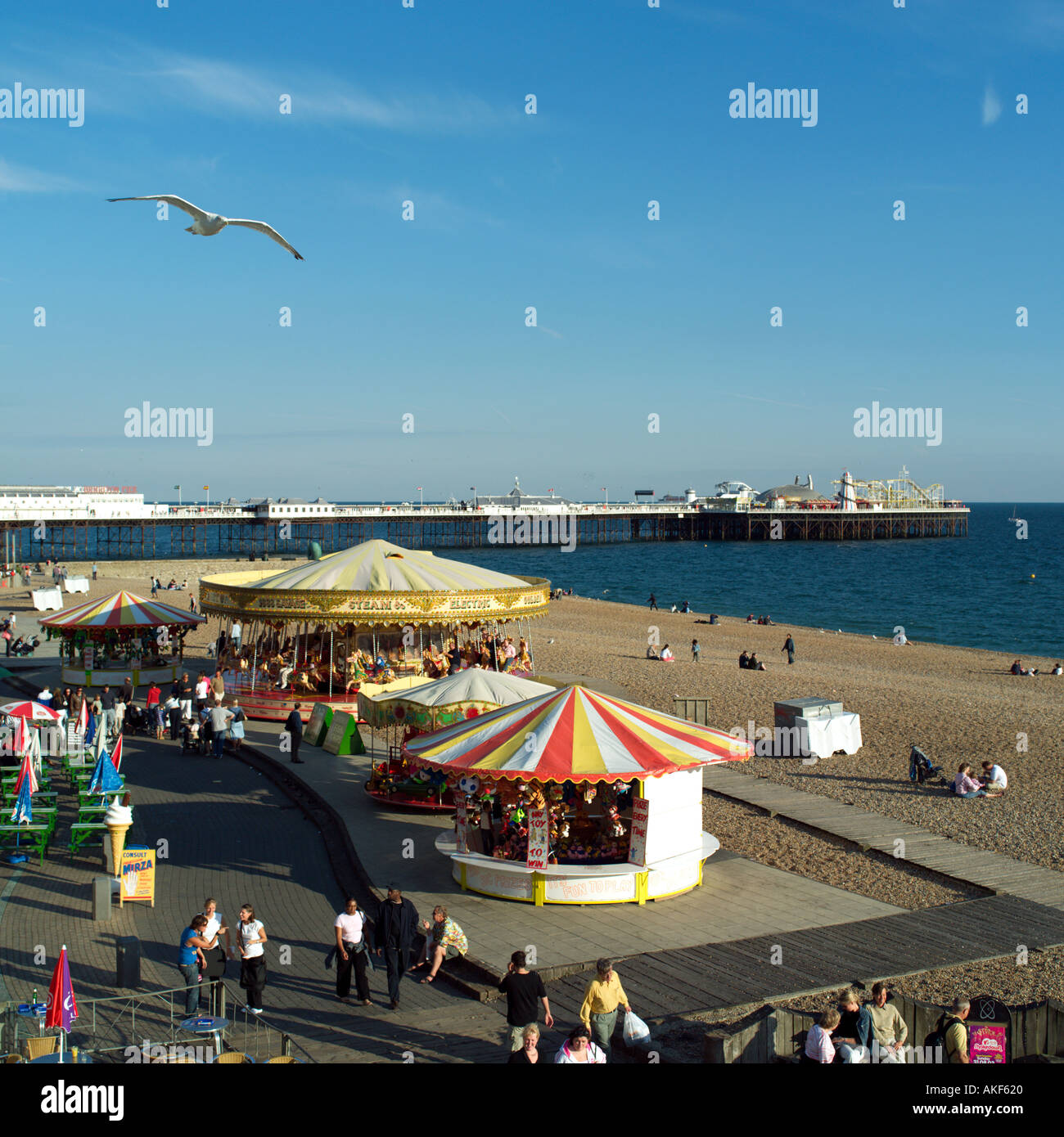 Funfair rides on brighton pier hi-res stock photography and images - Alamy