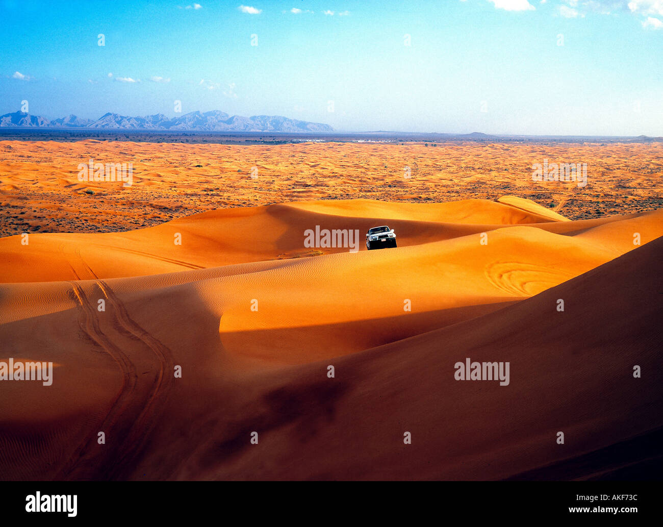 Dubai deserts hi-res stock photography and images - Alamy