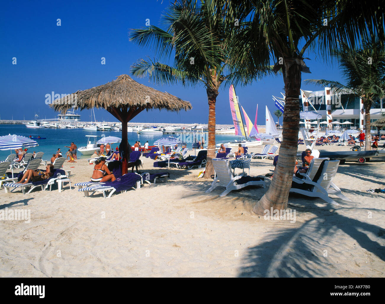 Uea middle east hi-res stock photography and images - Alamy