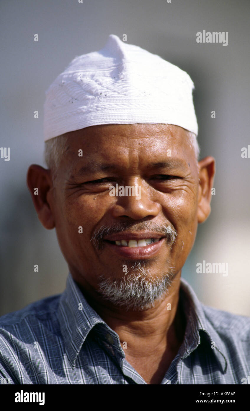 Old man beard delta vietnam hi-res stock photography and images - Alamy