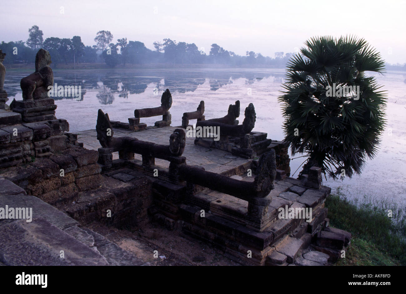 Cambodia angkor sras srang hi-res stock photography and images - Alamy