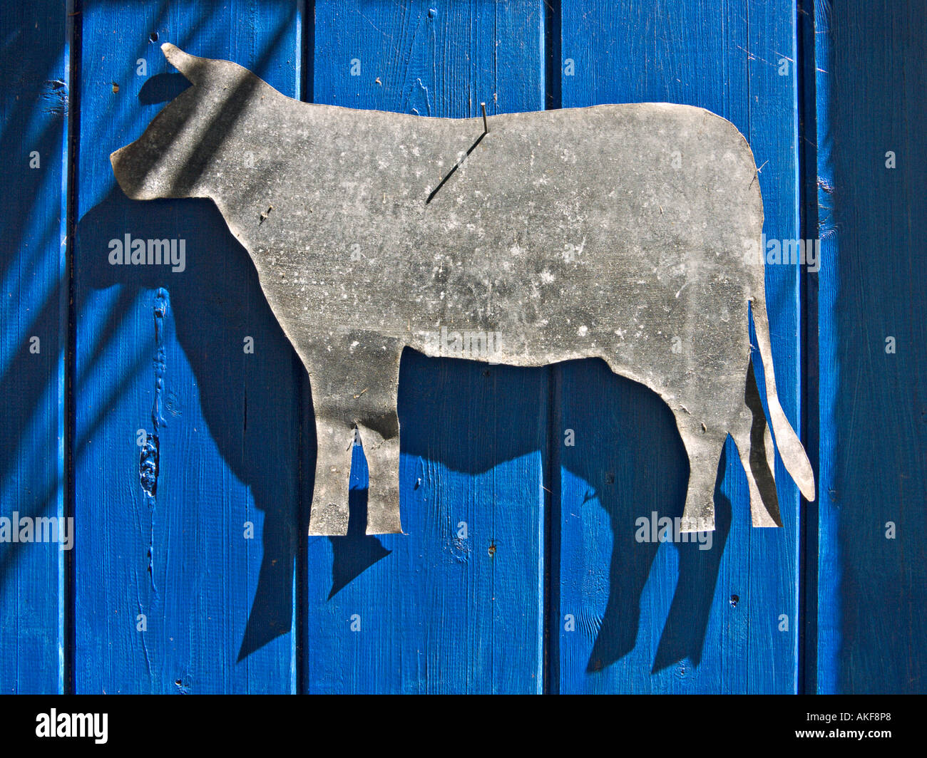 Cow on sign hi-res stock photography and images - Alamy