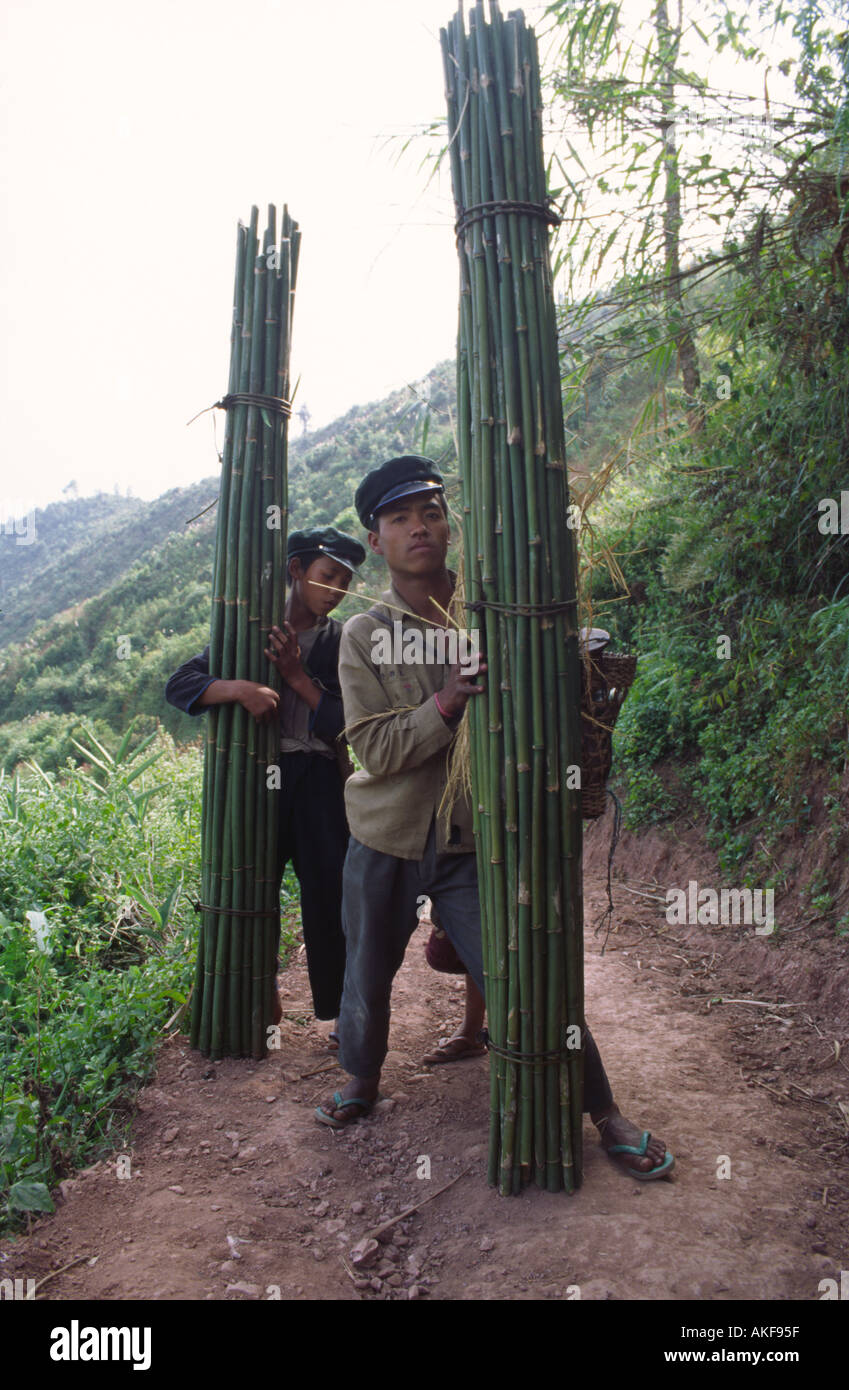 Portrait of an ethnic akha man hi-res stock photography and images - Alamy