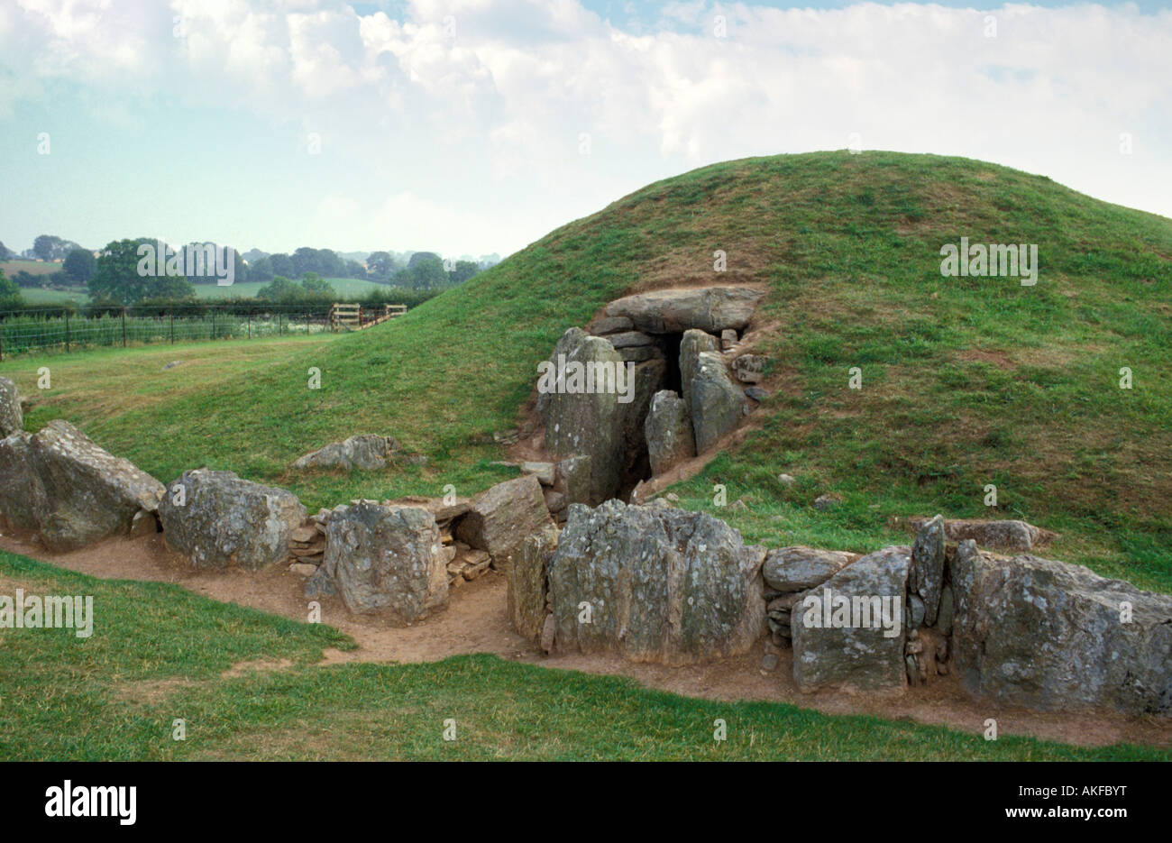 bryn celli du grave, anglesey island, great britain Stock Photo - Alamy