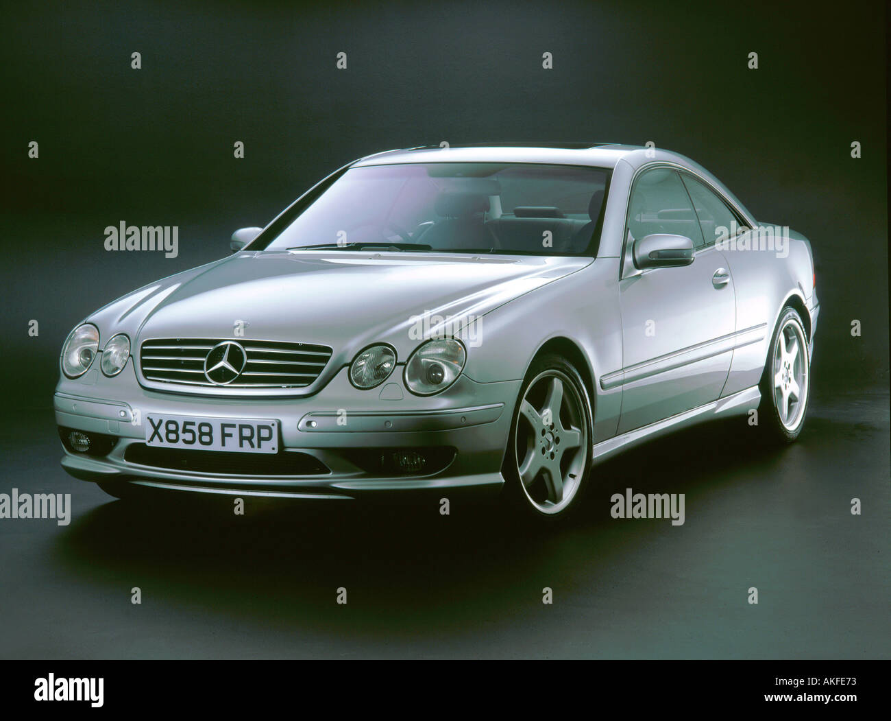 2001 mercedes benz cl55 amg v8 hi-res stock photography and images - Alamy