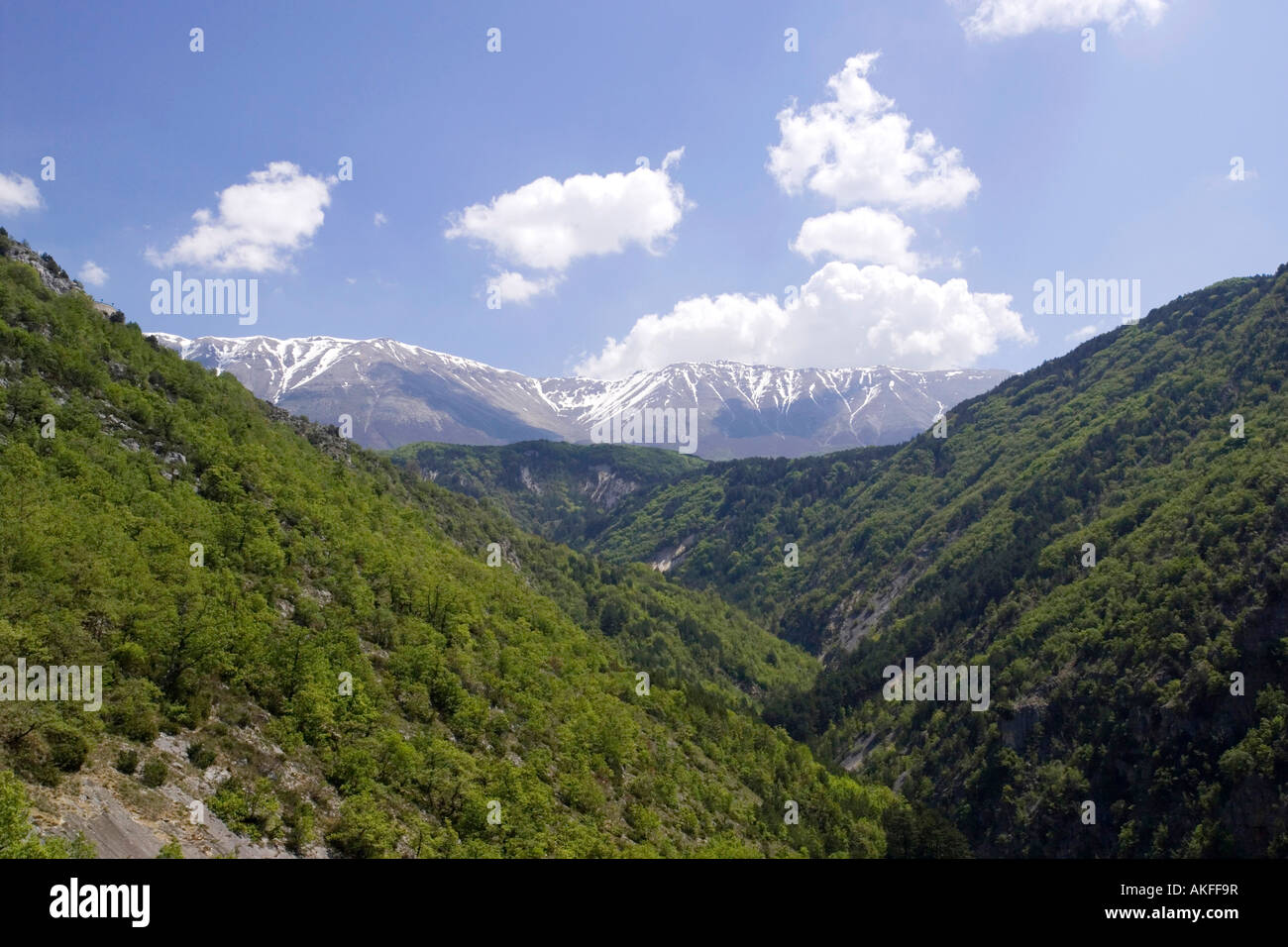 Majella chain between Passo San Leonardo and Campo di Giove, Abruzzo ...