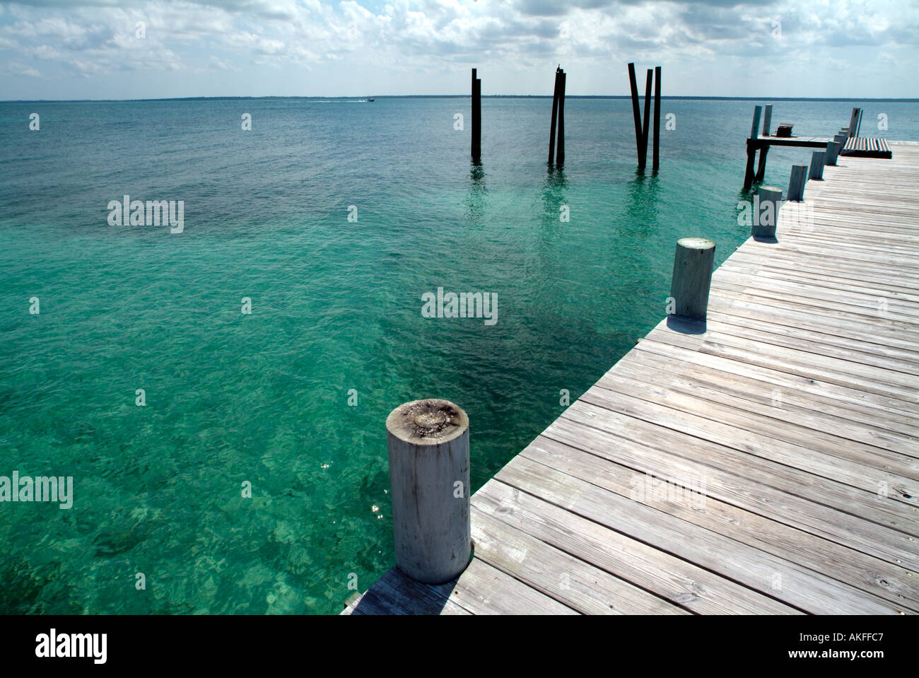 Jetty Green Turtle Cay Bahamas Stock Photo - Alamy