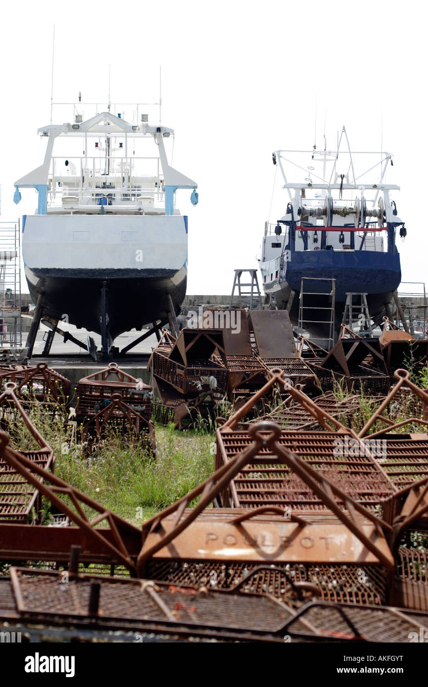 Boats in the yard hi-res stock photography and images - Alamy