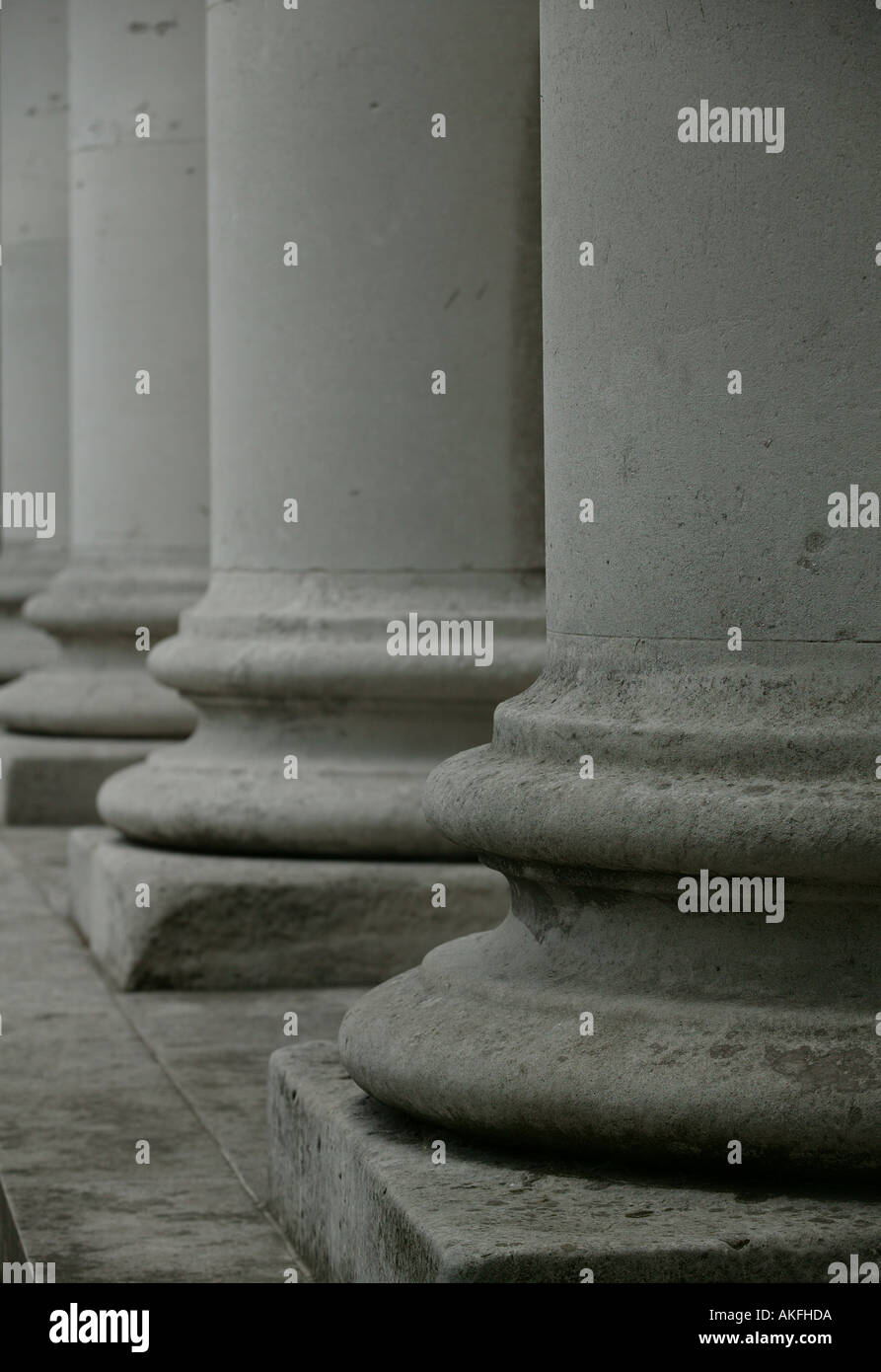 Structure with columns hi-res stock photography and images - Alamy