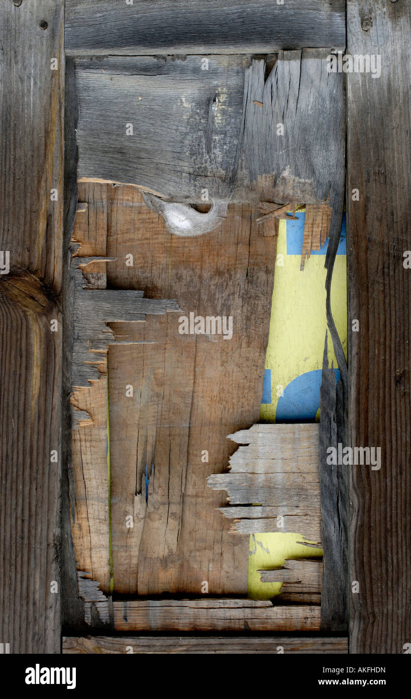 Broken wooden door panel Stock Photo - Alamy