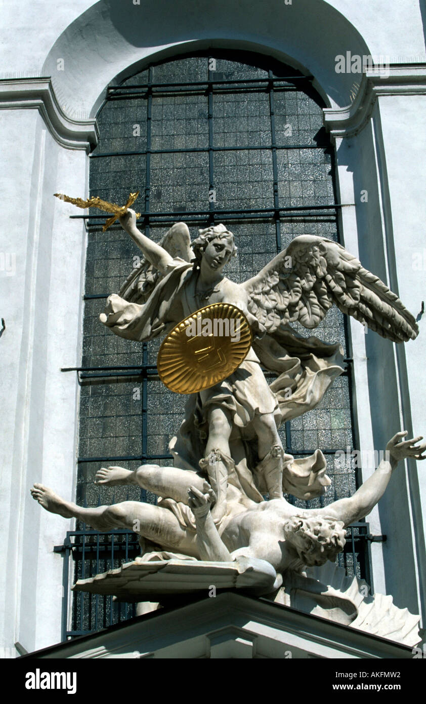 Kirche st michael michaelerplatz wien hi-res stock photography and ...