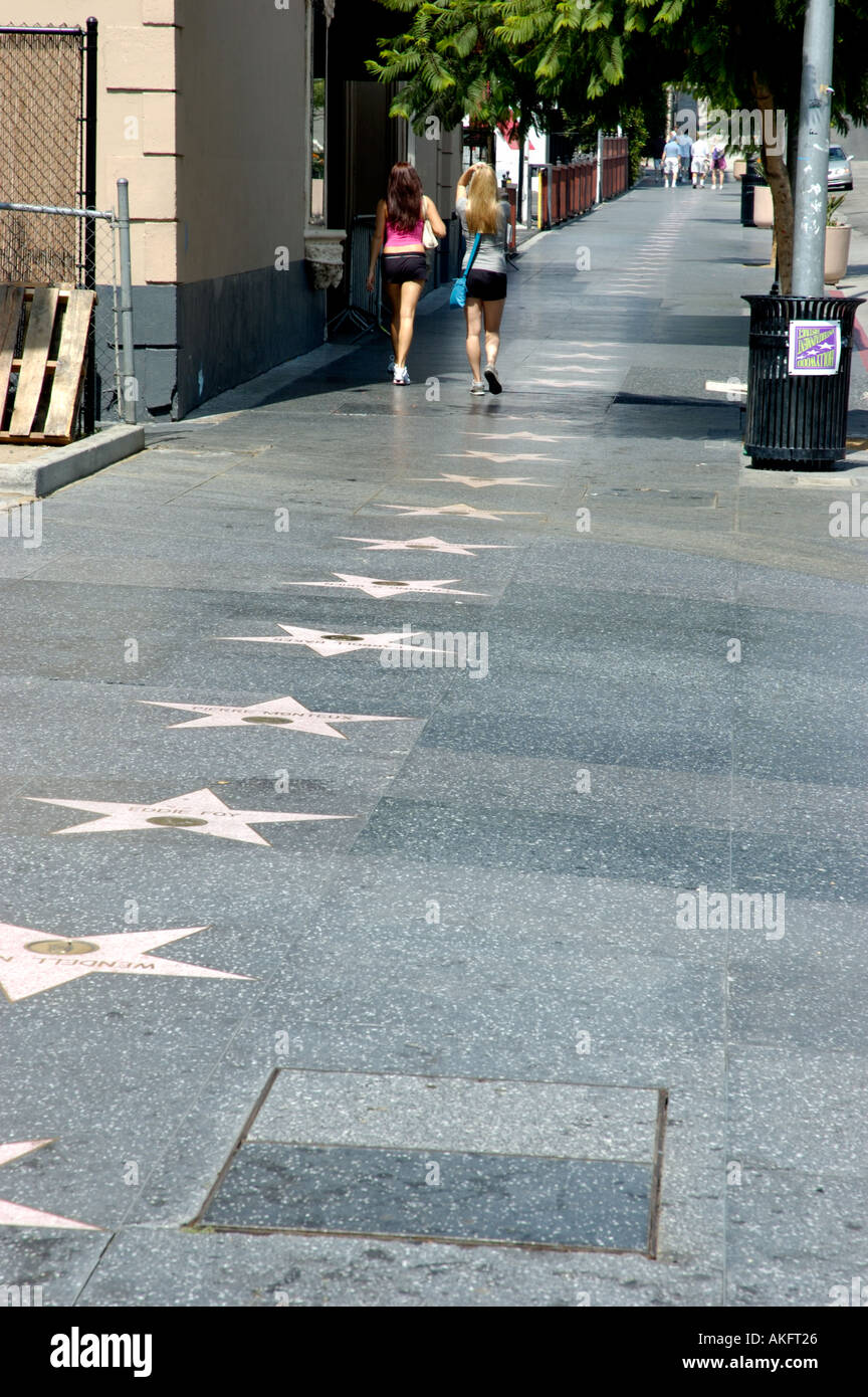 Women walking along Hollywood Walk of Fame Stock Photo - Alamy