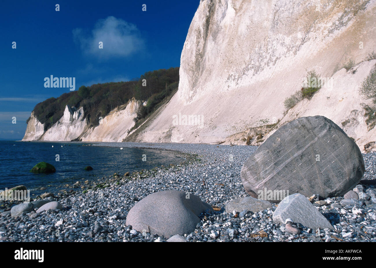 With flintstone strand hi-res stock photography and images - Alamy