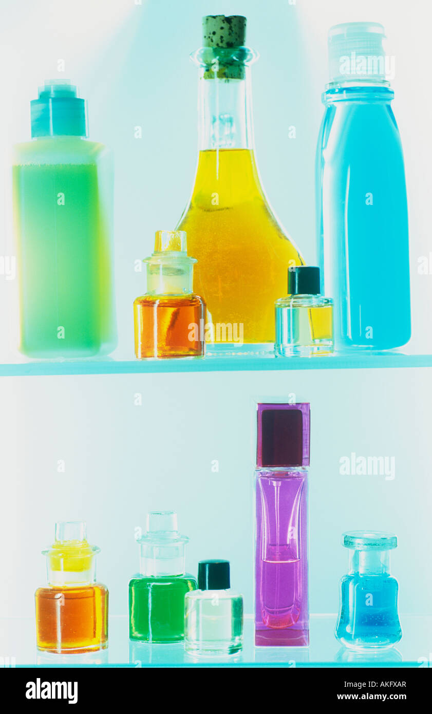 Coloured bottles glass hi-res stock photography and images - Alamy