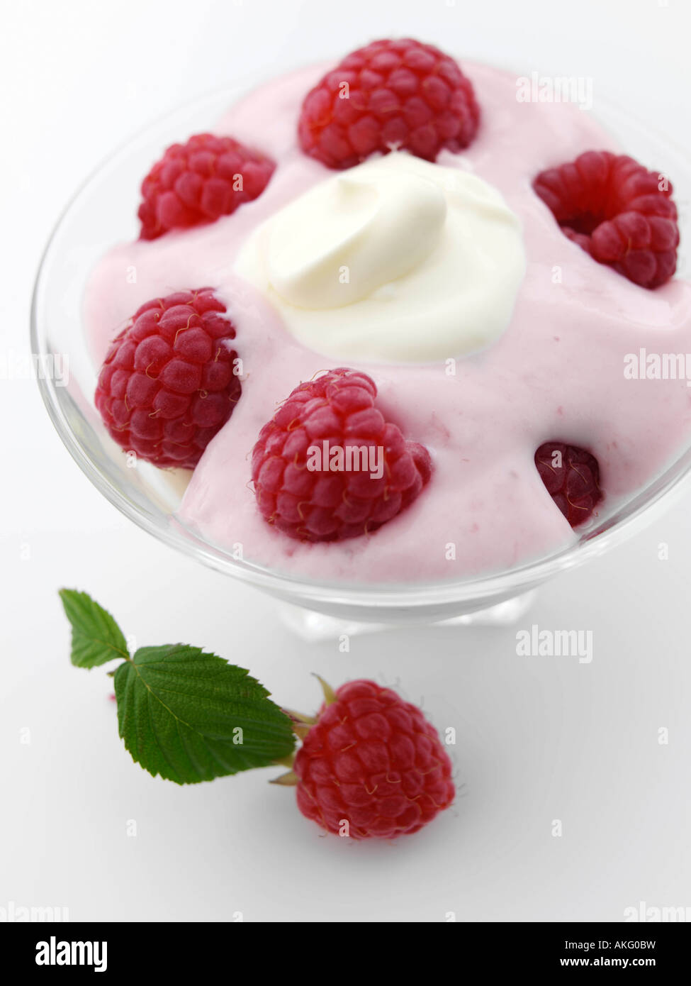 Raspberry dessert English summer fruit editorial food Stock Photo - Alamy