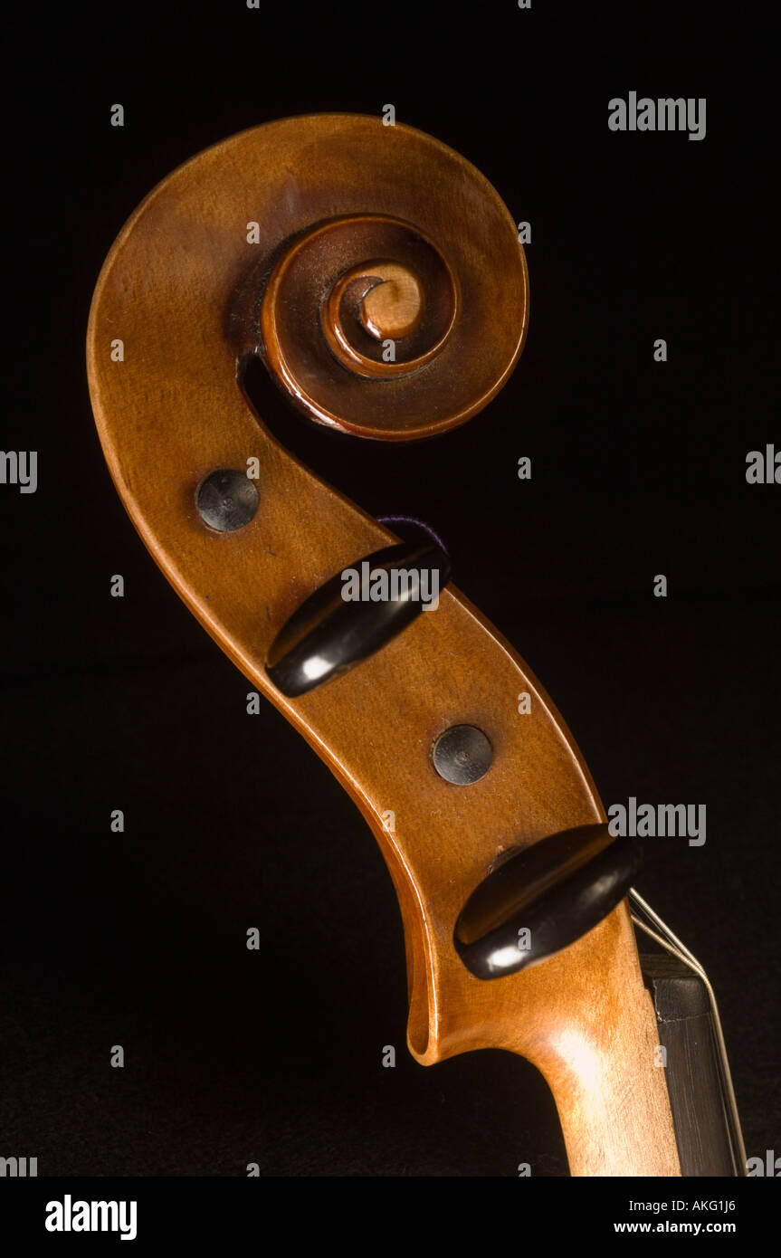 Detail of a violin Stock Photo - Alamy